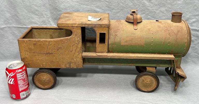 Antique pressed steel train toy - Dixon's Auction at Crumpton