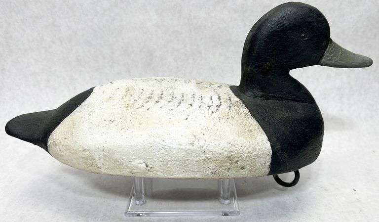 Susquehanna River PA bluebill duck decoy - Dixon's Auction at Crumpton