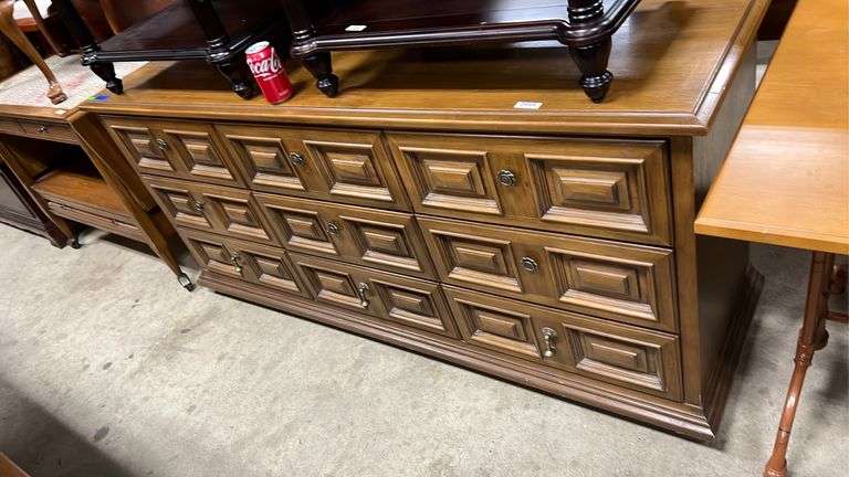 Drexel MCM triple dresser - Dixon's Auction at Crumpton