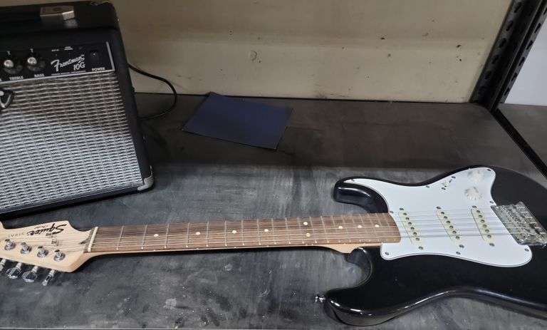 Lot Fender Squire Electric Guitar + Amp - Dixon's Auction at Crumpton