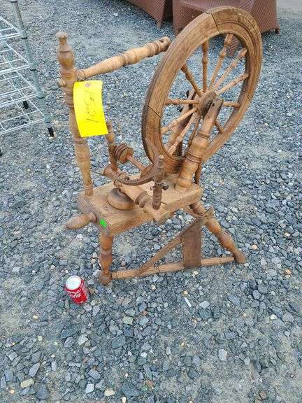 Antiques primitive spinning wheel - Dixon's Auction at Crumpton