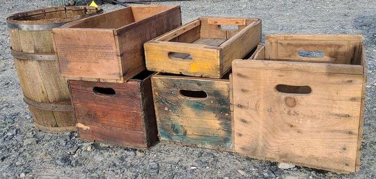 Lot Vintage/antique wooden crates and barrel - Dixon's Auction at Crumpton