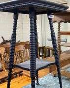 (2) Victorian stands - Dixon's Auction at Crumpton