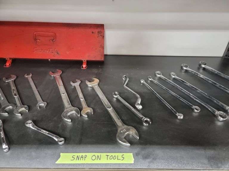 Lot Snap-On Tools Wrenches - Dixon's Auction at Crumpton