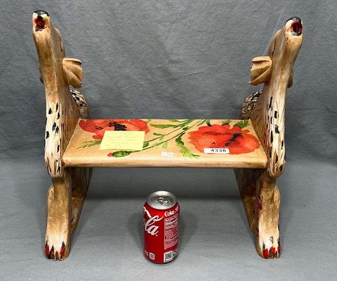 David Ross carved and painted footstool - Dixon's Auction at Crumpton