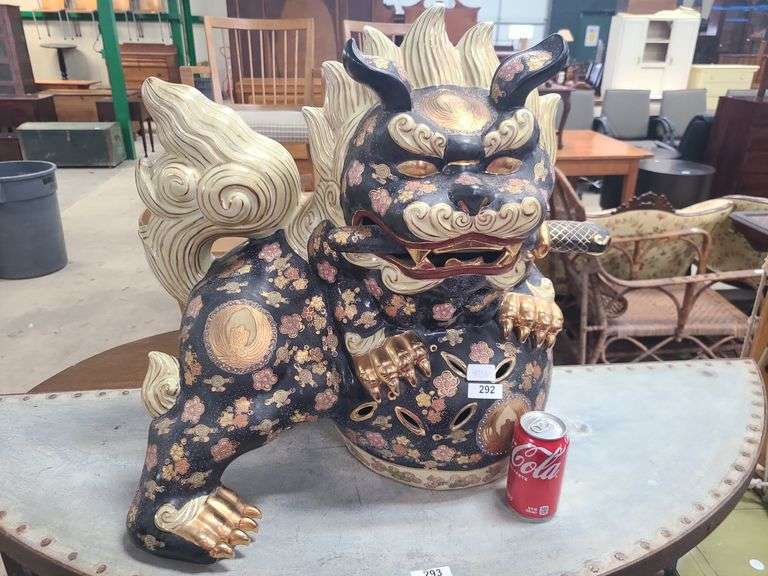 Chinese porcelain foo dog - Dixon's Auction at Crumpton