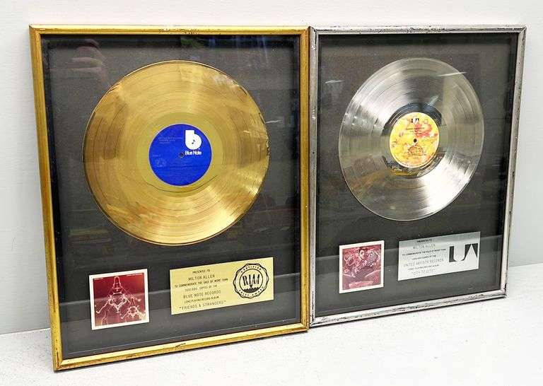 2 Music gold & platinum record plaques - Dixon's Auction at Crumpton