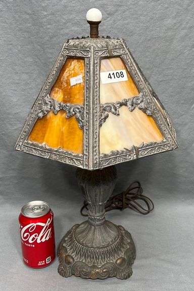 Vintage Slag Glass Table Lamp Dixons Auction At Crumpton
