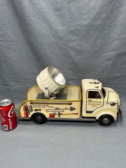 Vintage Marx Emergency Searchlight truck toy - Dixon's Auction at Crumpton