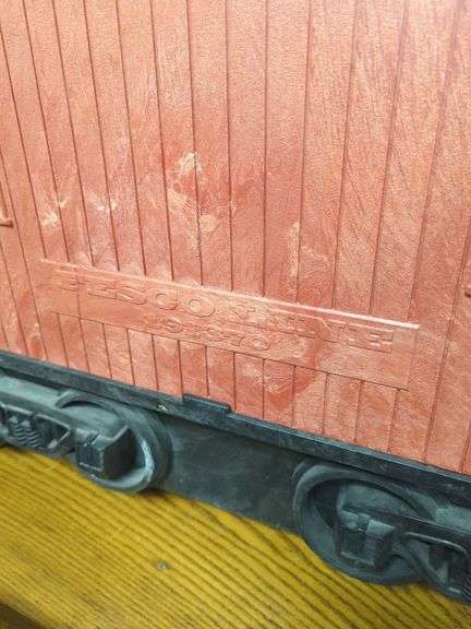 Fesco Line plastic train toy chest - Dixon's Auction at Crumpton