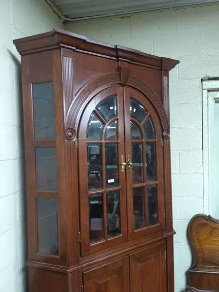 *STORAGE IS NOT AVAILABLE FOR THIS LOT, READ DESCRIPTION* Cherry corner ...