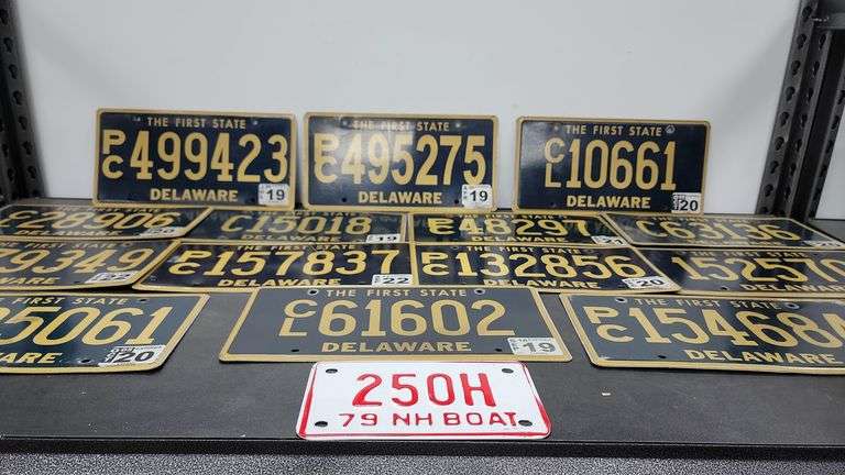 Lot of Delaware License Plates - Dixon's Auction at Crumpton