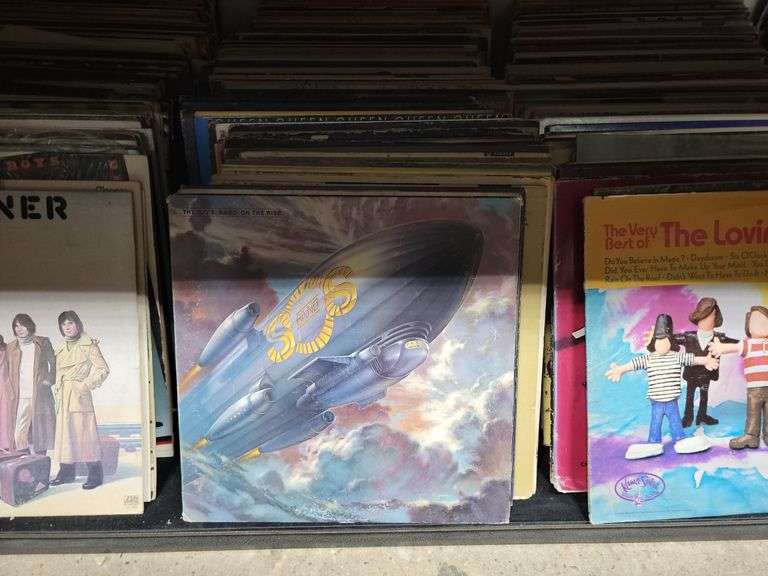 Lot Vintage Record Albums - Dixon's Auction at Crumpton