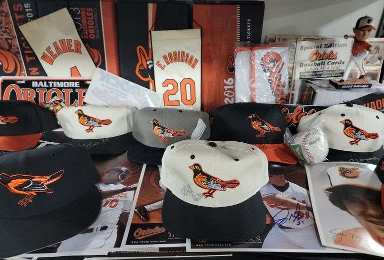 Lot Vintage Orioles Baseball Collectibles - Dixon's Auction at Crumpton