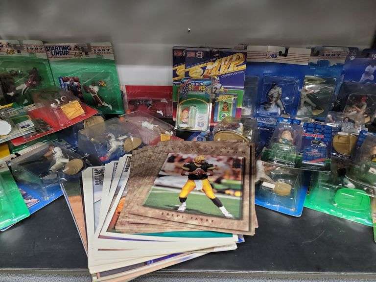 Lot Vintage Starting Line-Up Sports Action Figures etc - Dixon's ...