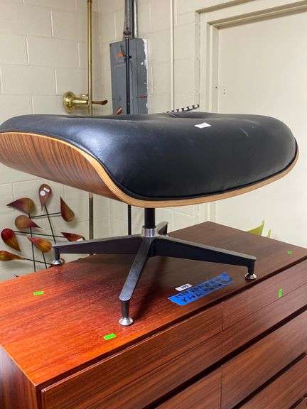 MCM style ottoman - Dixon's Auction at Crumpton