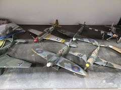 Lot Military Airplane Models - Dixon's Auction at Crumpton