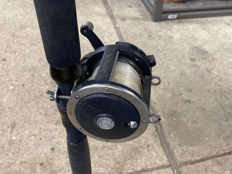 Penn Sand-Up Slammer SLC2455 MS fishing rod with Penn 40 GLS Senator ...