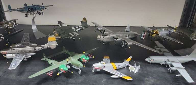 Collection of Military Airplane Models - Dixon's Auction at Crumpton
