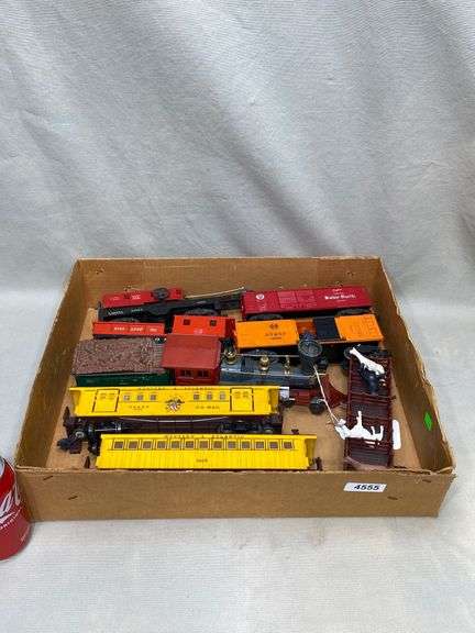 Lionel General train set - Dixon's Auction at Crumpton