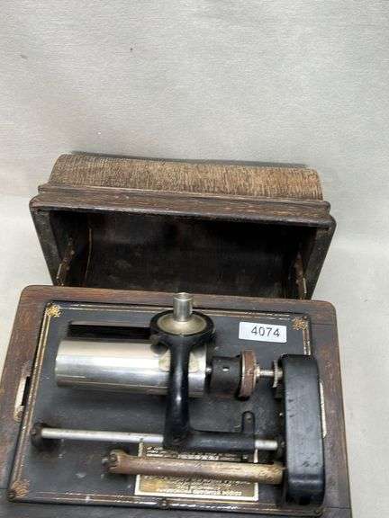 Antique Edison Model D cylinder phonograph, untested - Dixon's Auction ...