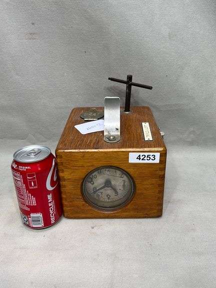 Vintage Benzing pigeon timing clock - Dixon's Auction at Crumpton