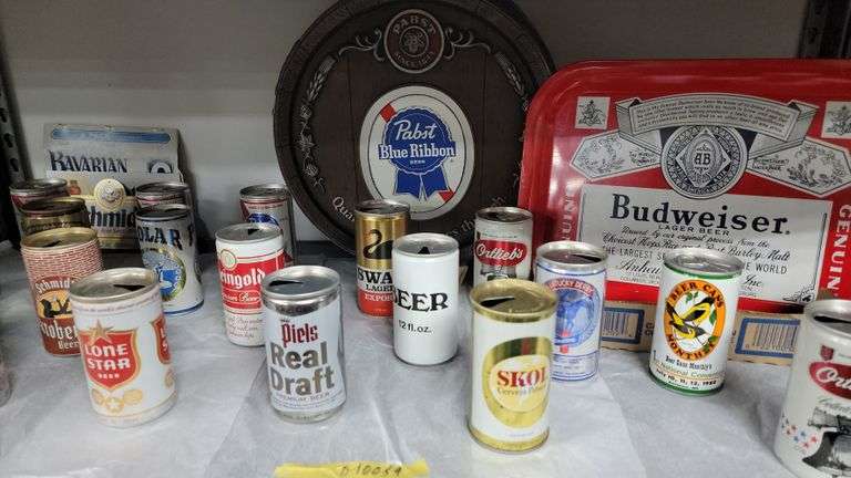 Lot Vintage Beer Cans, Advertising Signs, Pabst, Budweiser Tray Etc ...