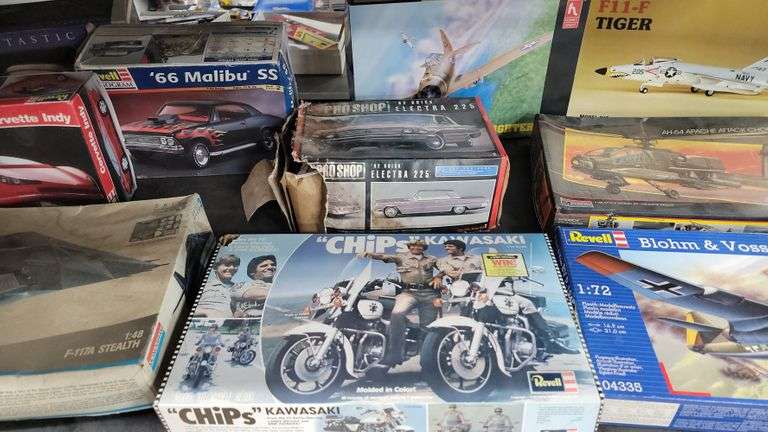 Lot Vintage Models, Airplanes, Cars, Chips Etc - Dixon's Auction at ...