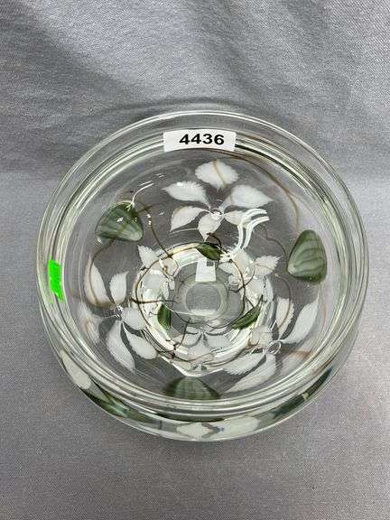 Vandermark paperweight art glass bowl - Dixon's Auction at Crumpton