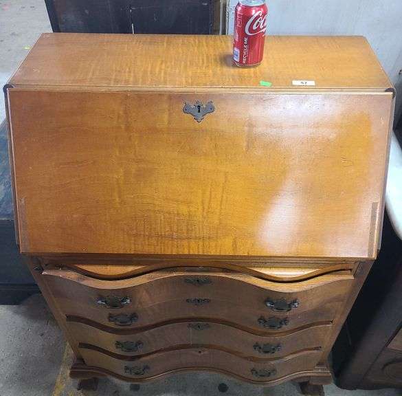 Vintage maple claw foot desk - Dixon's Auction at Crumpton