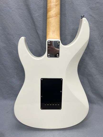 Yamaha RGZ 112P electric guitar - Dixon's Auction at Crumpton