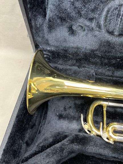Jupiter trumpet w/ case - Dixon's Auction at Crumpton