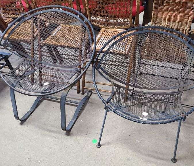 (2) Salterini MCM metal patio chairs - Dixon's Auction at Crumpton