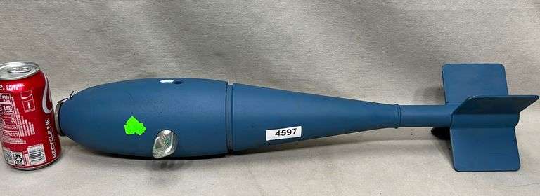 Vintage inert artillery shell - Dixon's Auction at Crumpton