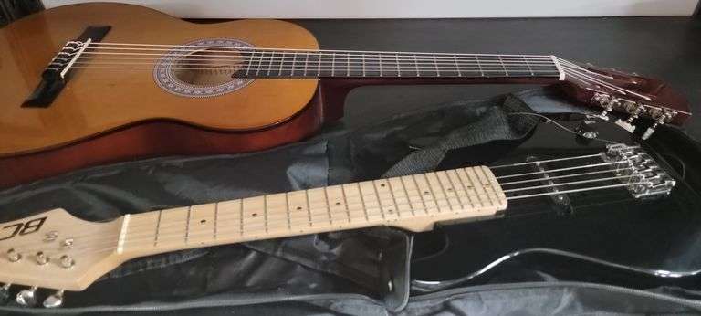 Lot of Guitars - Dixon's Auction at Crumpton