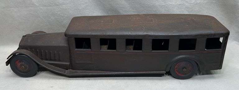 Cor-Cor pressed steel bus toy - Dixon's Auction at Crumpton