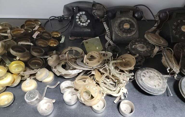 Lot Vintage Telephone Parts - Dixon's Auction at Crumpton