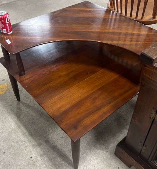 MCM cherry corner table, minor wear - Dixon's Auction at Crumpton