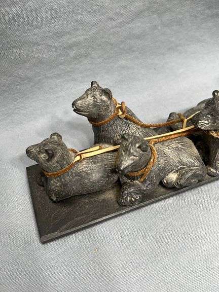 Wolf Original Inuit sculpture - Dixon's Auction at Crumpton