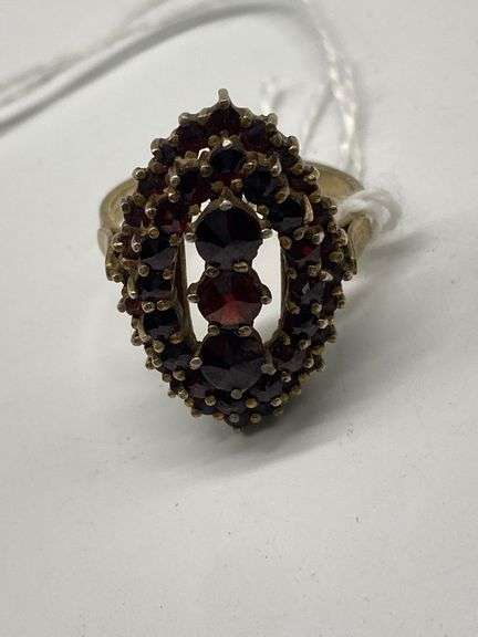 Sterling Silver Garnet Vintage Ring - Dixon's Auction at Crumpton