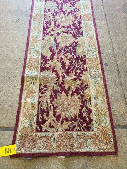 30"x165" hook runner rug - Dixon's Auction at Crumpton