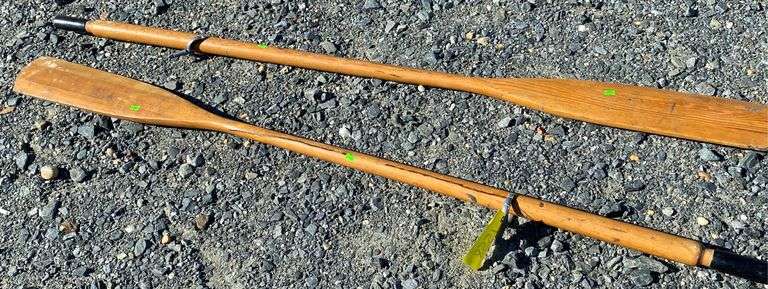 2 vintage boat oars - Dixon's Auction at Crumpton
