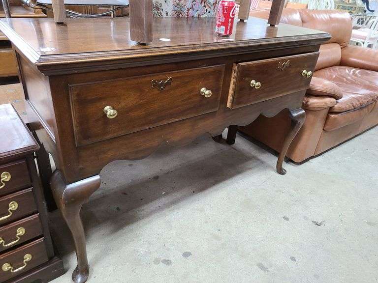 Henkel Harris Virginia Galleries mahogany huntboard, marks on top ...