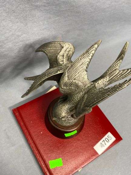 Irving Burgues pewter bird sculpture - Dixon's Auction at Crumpton
