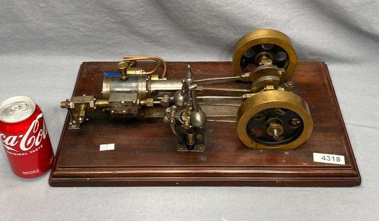 Antique steam engine model - Dixon's Auction at Crumpton