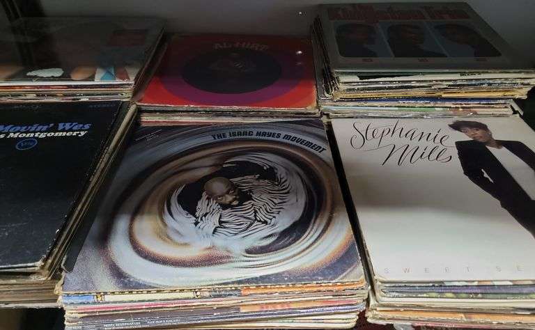 Lot Vintage Record Albums - Dixon's Auction at Crumpton