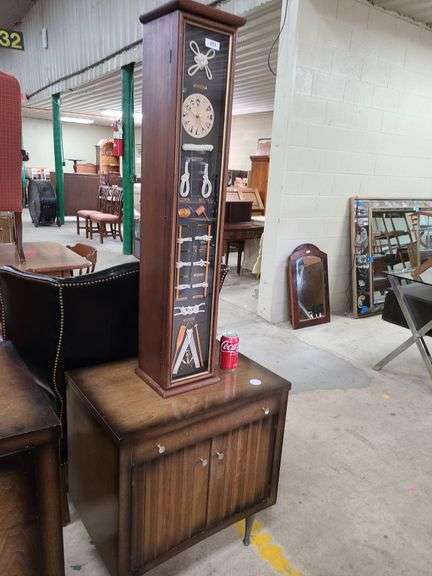 Nautical themed clock - Dixon's Auction at Crumpton
