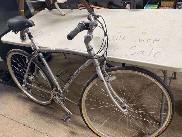 Specialized Crossroads 21 speed bicycle. - Dixon's Auction at Crumpton