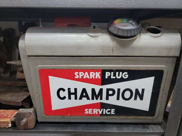 Lot Champion Spark Plug Machine, Old Saws, Blow Torch Wood Planes etc ...