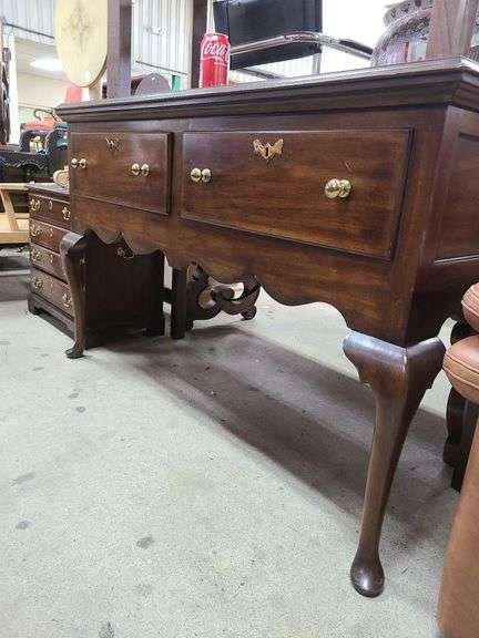 Henkel Harris Virginia Galleries mahogany huntboard, marks on top ...